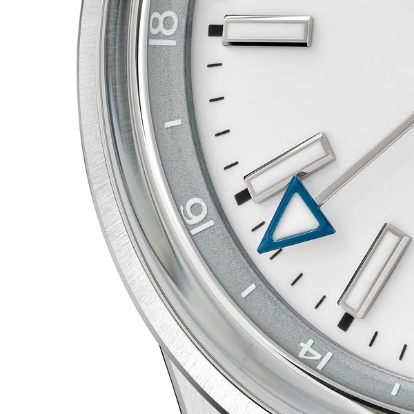 Arctic White | Venturer