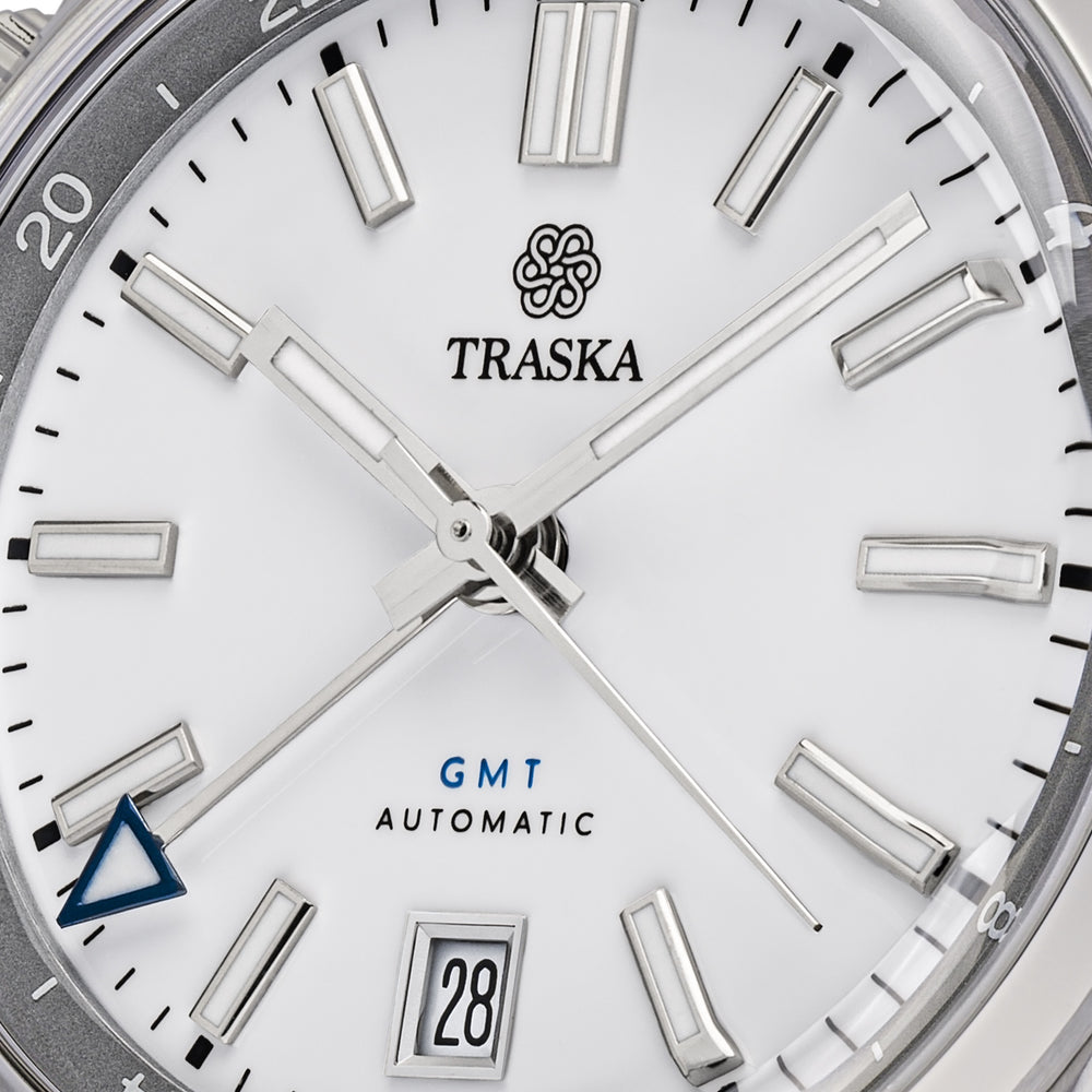 Arctic White | Venturer